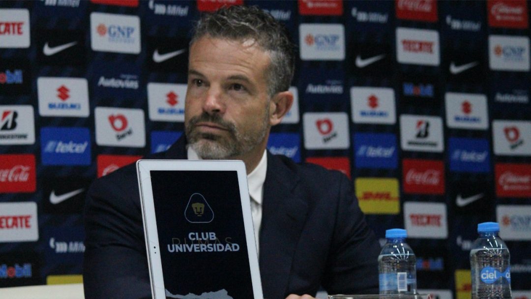 Pumas presenta a Rafa Puente como su nuevo entrenador
